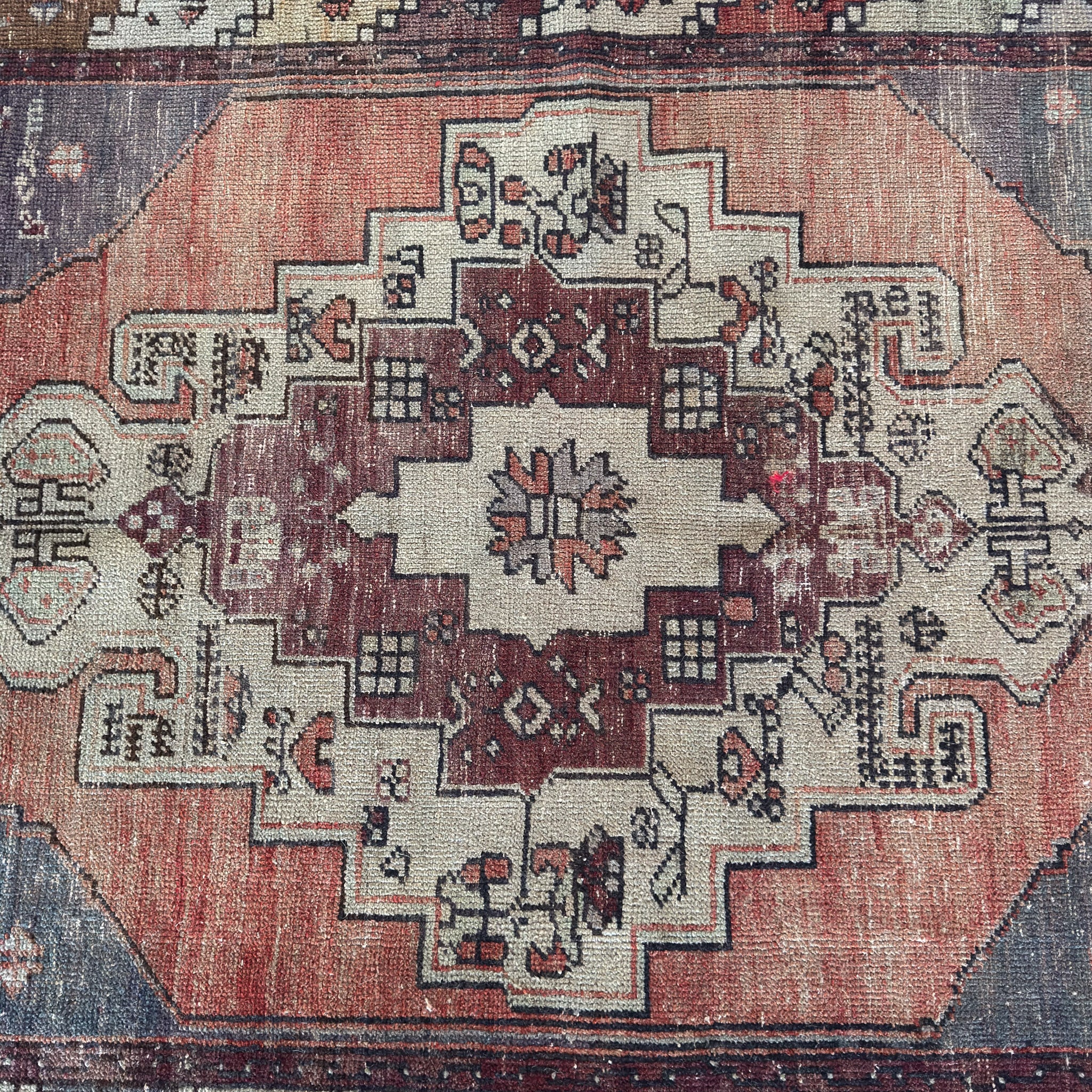 Vintage Anatolian Stepped Medallion Rug – Pop Up Home